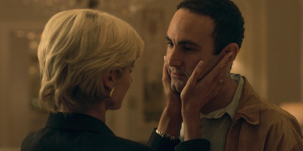 The Crown: The Story Behind Diana's Dis-Moi Oui Ring