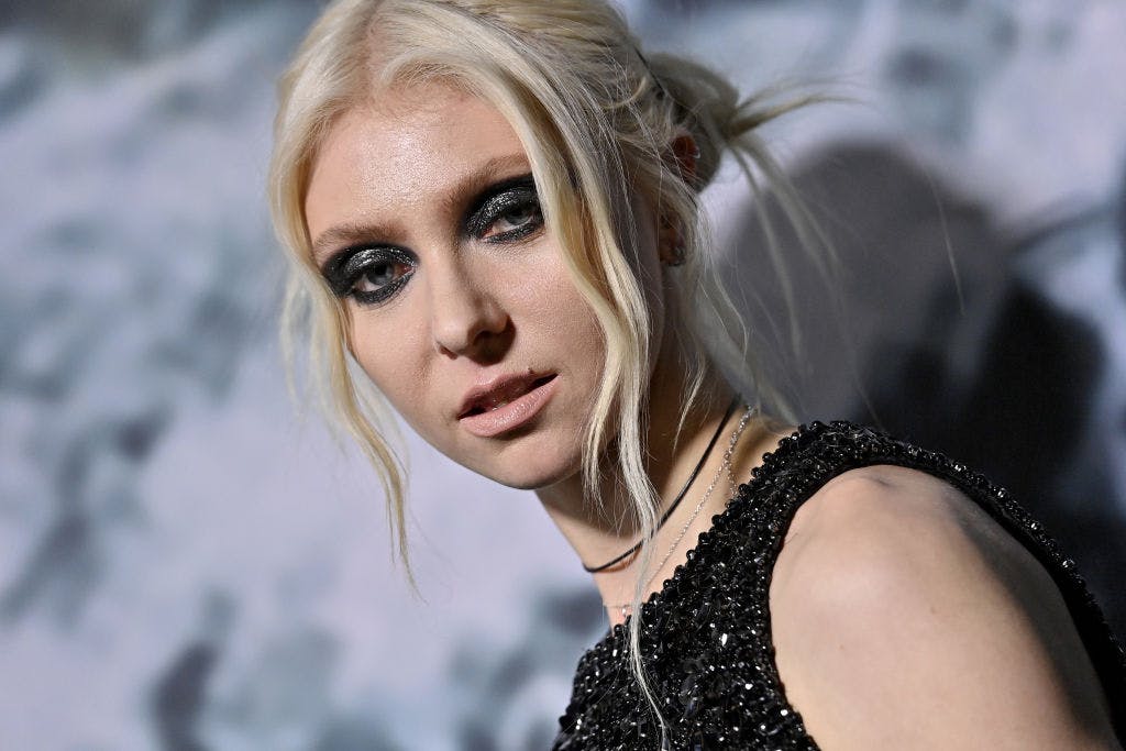 Remember Taylor Momsen's Tampon String Incident? She's Spoken Out About ...