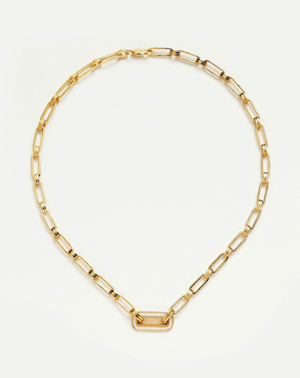 What Is The Mob Wives Aesthetic? Here's How To Make it Work