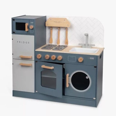 The Best Toddler Play Kitchens For Your Little Chefs