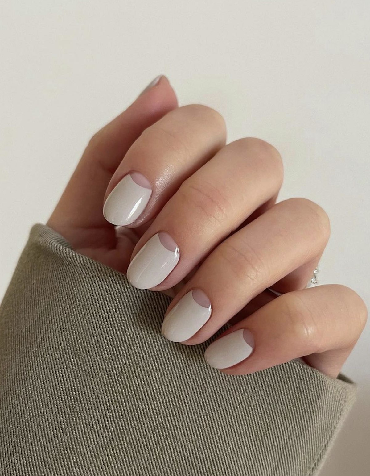 38 White Nail Ideas You Need To Try in 2025
