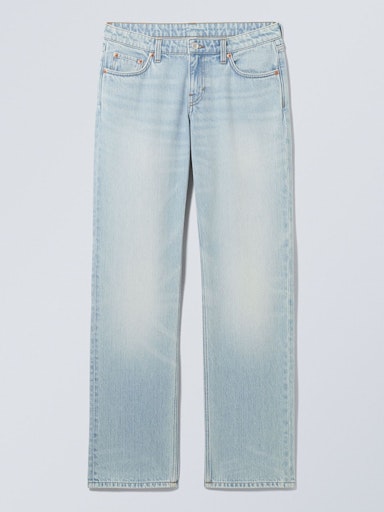 The Best Low-Rise Jeans - Plus How To Wear Them In 2025