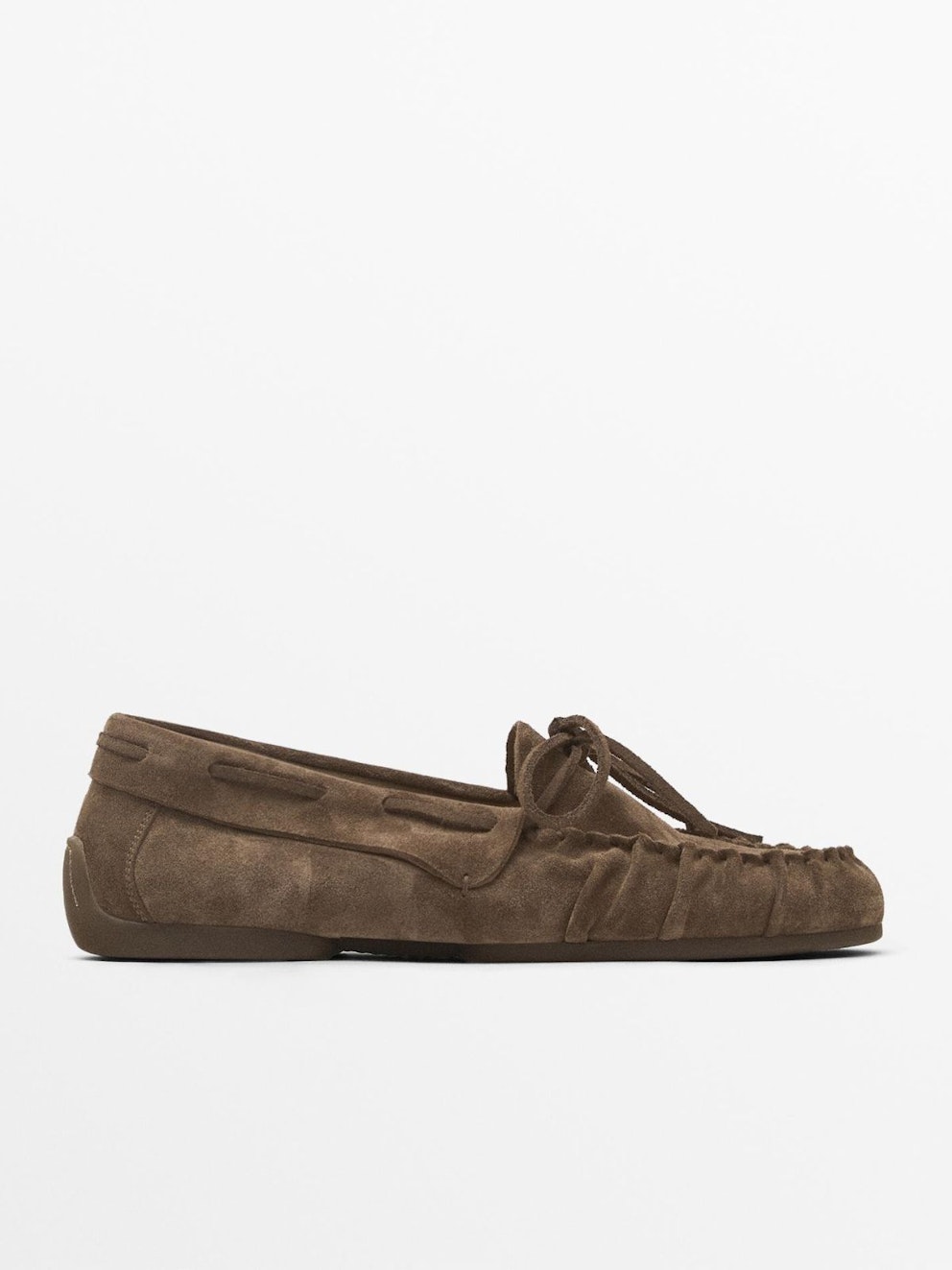 Everyone's Wearing These High Street Boat Shoes Right Now