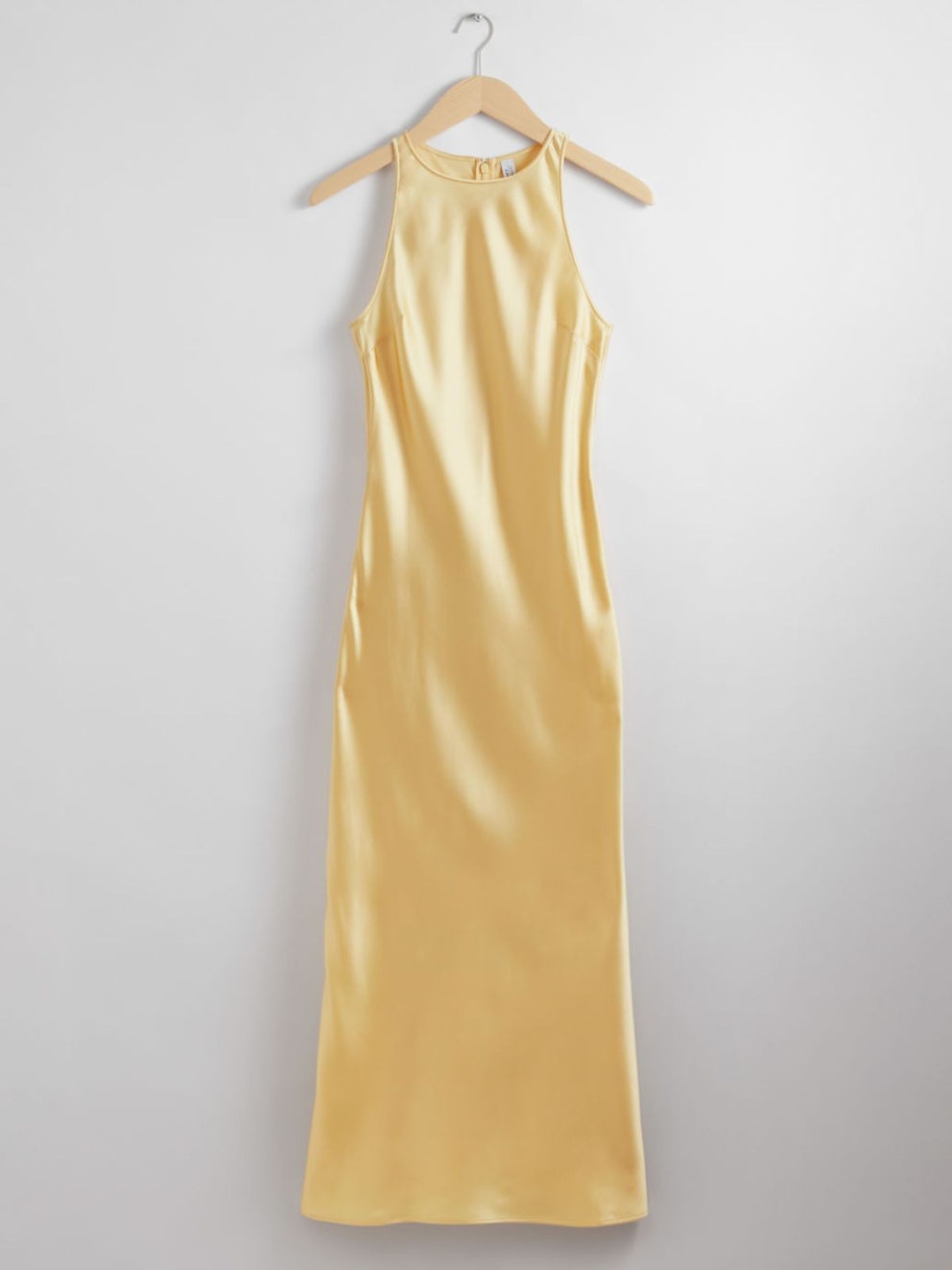 Graduation Outfits To Dress To Impress In 2024