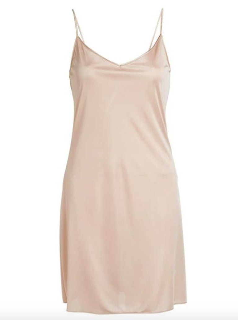 Best Under Slips For Dresses 2024: Comfiest To Cheapest
