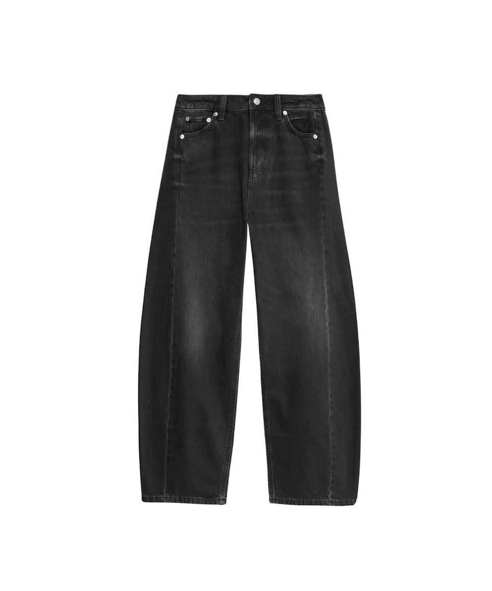 These Are The 11 Best Petite Jeans, Tested By A 5'4" Fashion Writer