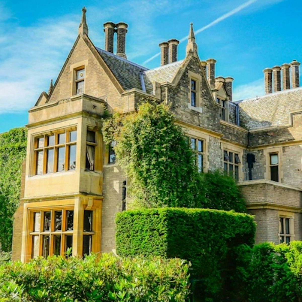 15 Best Spa Breaks For Couples 2024: Most Romantic Escapes