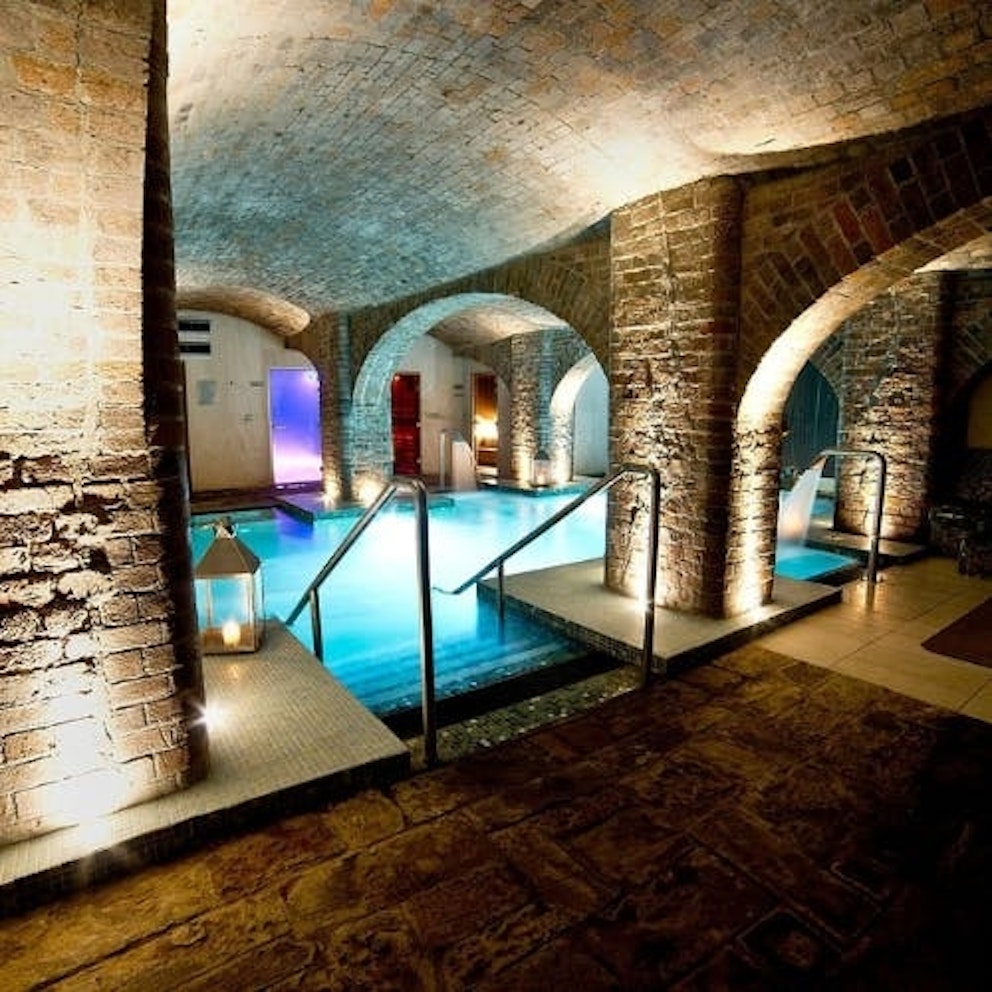 15 Best Spa Breaks For Couples 2024: Most Romantic Escapes