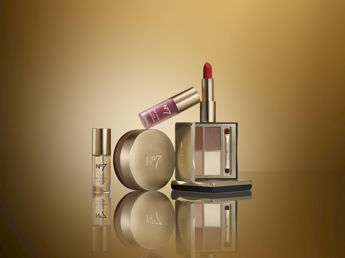 Our Honest Review Of The No7 Pro Artist Make-Up Range