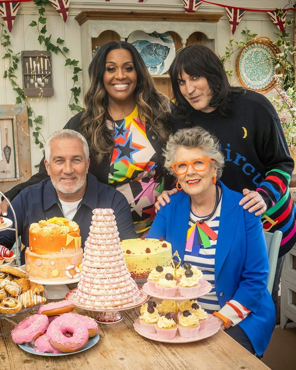 Where To Buy Noel Fielding's Shirts: The Real Winner Of Bake Off