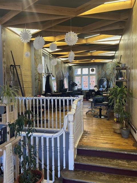 The Best Afro Hair Salons To Visit In 2024 | Grazia