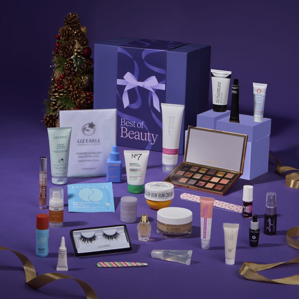 Our Review Of The Boots Best of Beauty Showstopper Box 2024