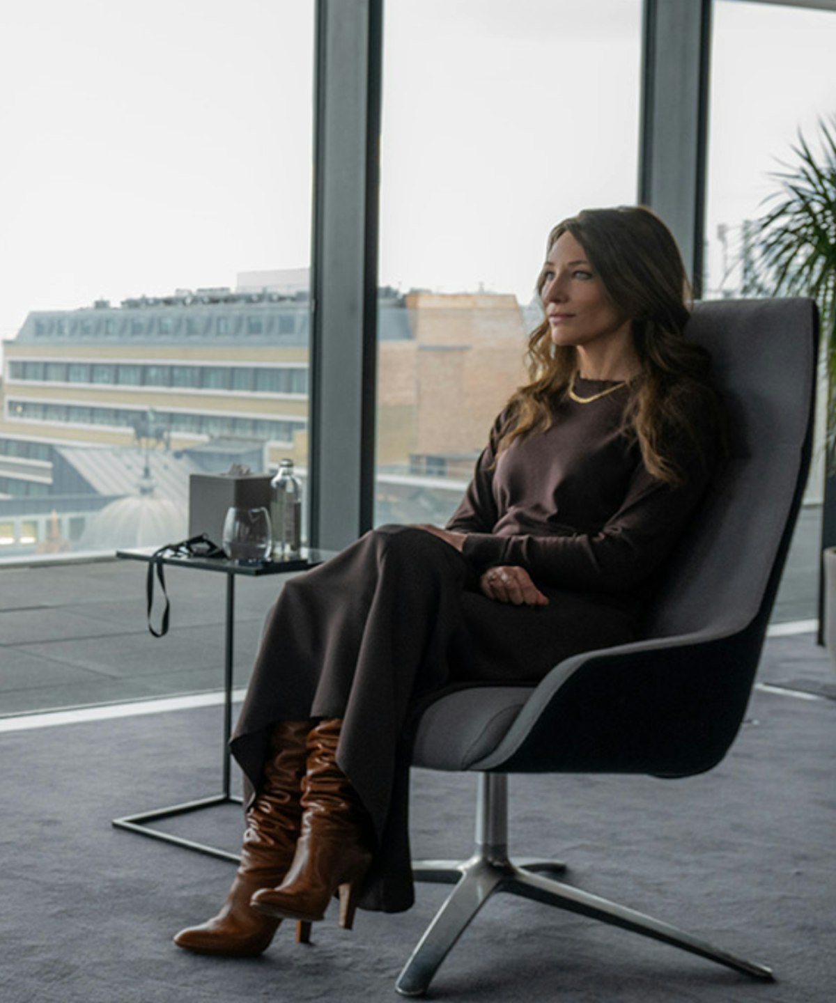 Where To Shop Cate Blanchett's Exact Black Bag Outfits