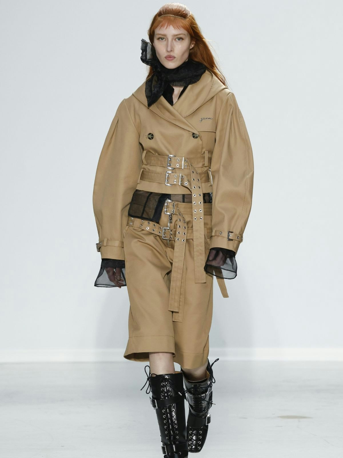 Cropped Trenches Are About To Be Everywhere - 10 Styles To Shop