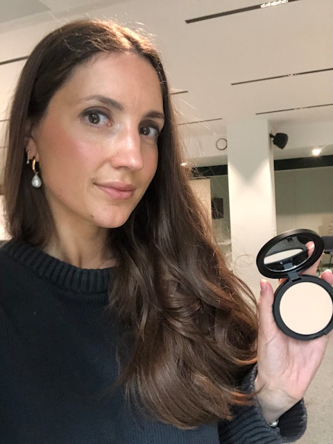 MAC Cosmetics Studio Fix Powder Plus Foundation Review