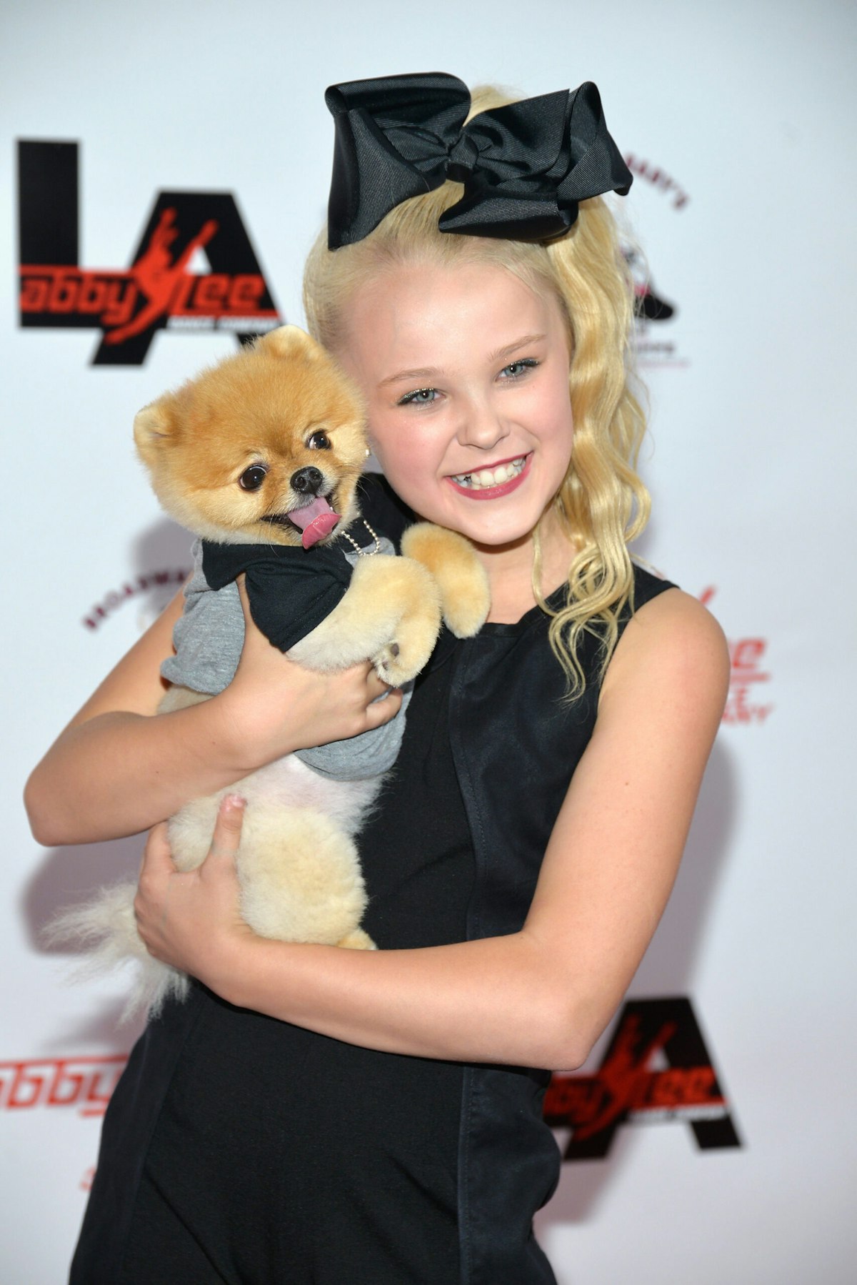 Here's Everything You Need To Know About Dance Moms Star Jojo Siwa