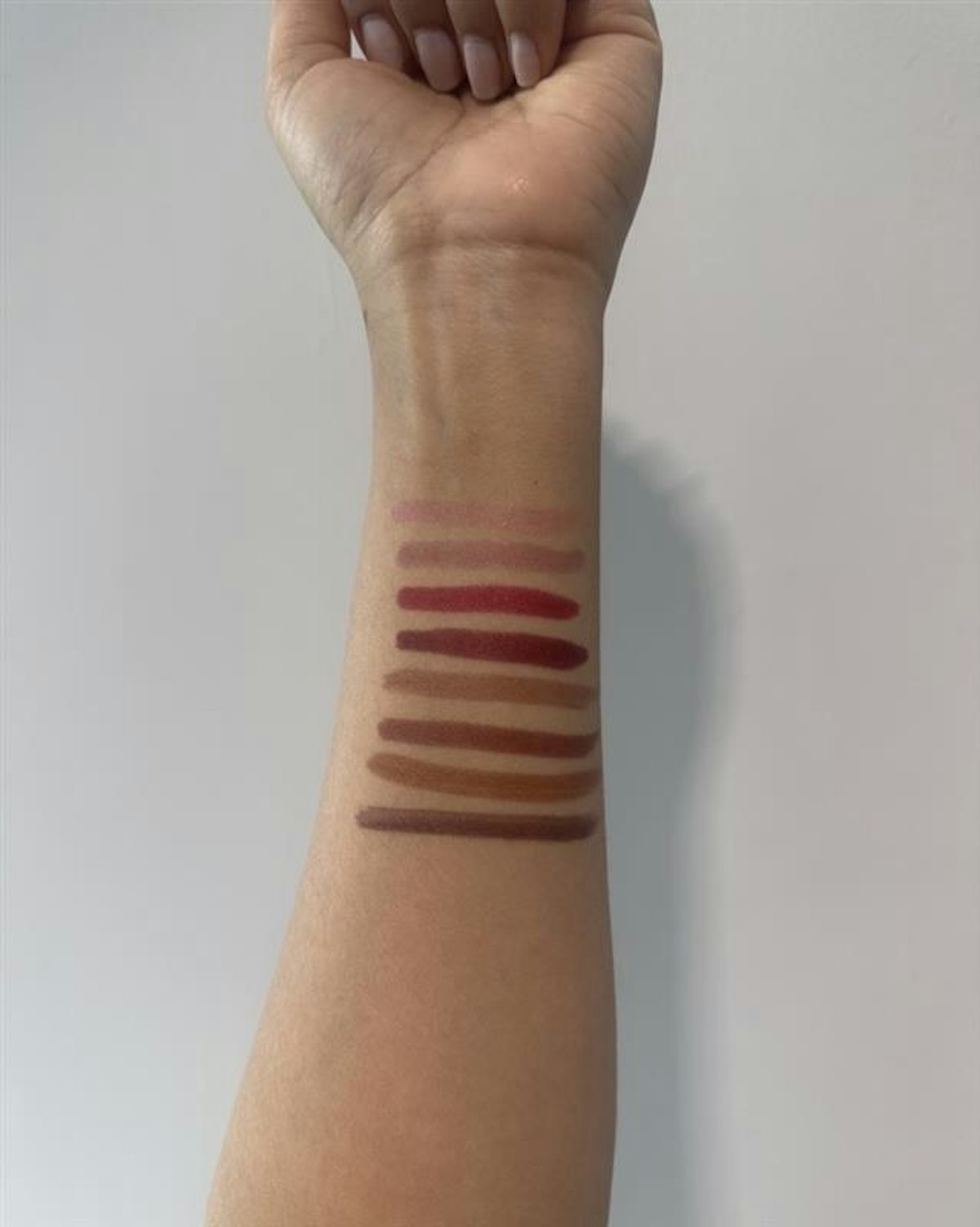 Our Honest Review Of The Huda Beauty Lip Contour Stain