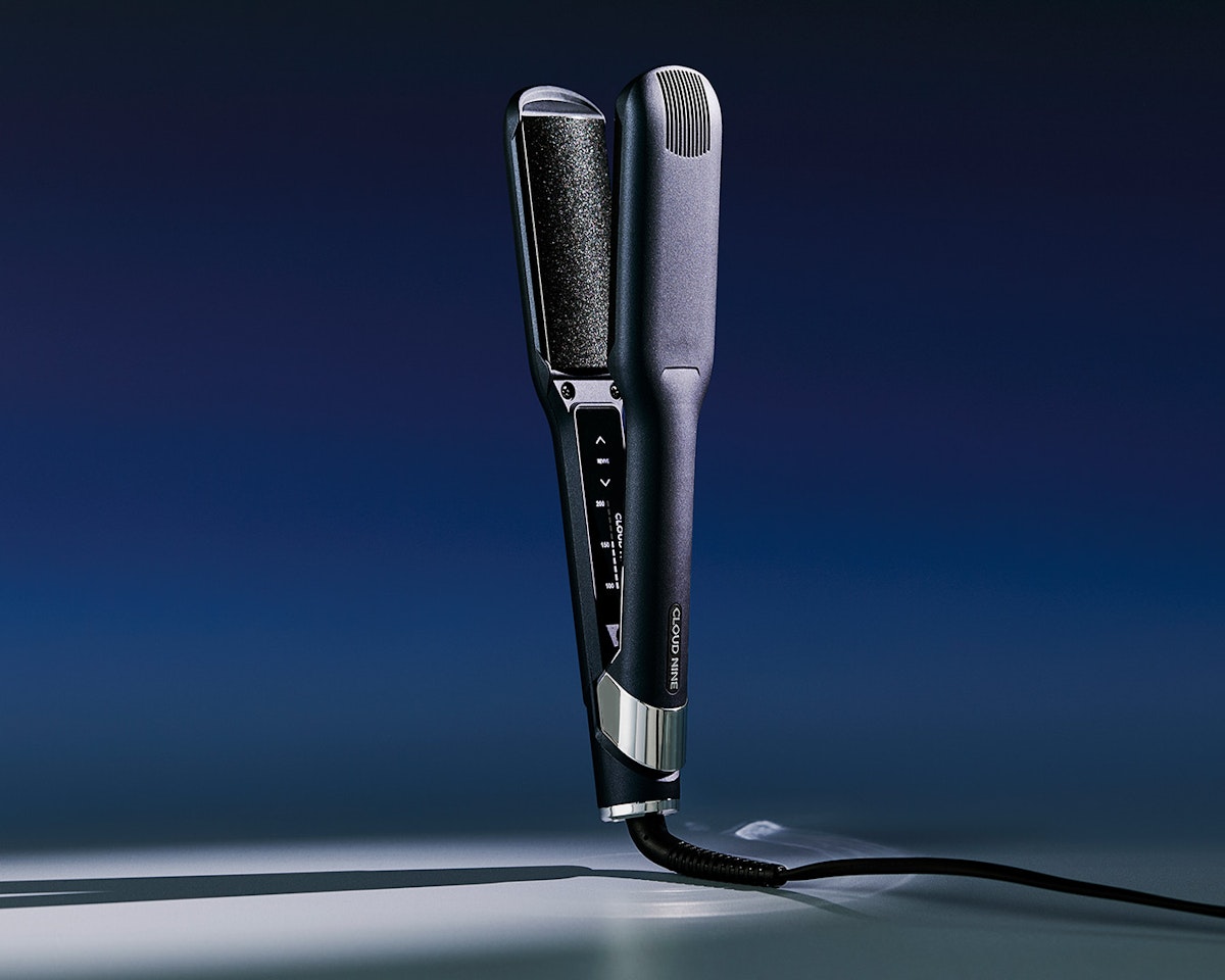 The World’s Most Advanced Straightener Has Arrived