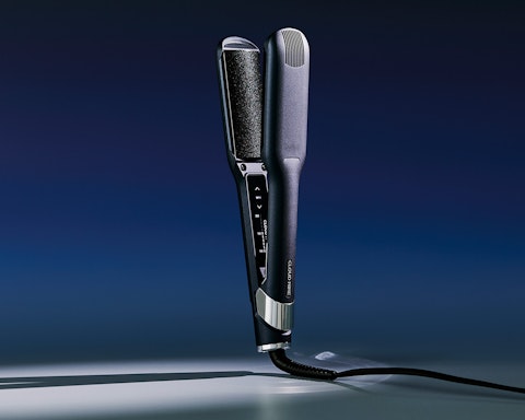 The World’s Most Advanced Straightener Has Arrived