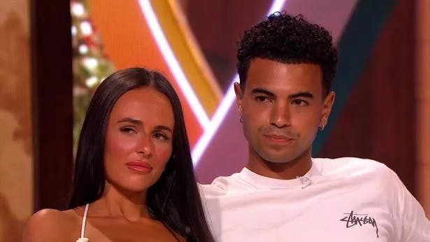 Love Island: Are Harrison And Lauren Actually Together?