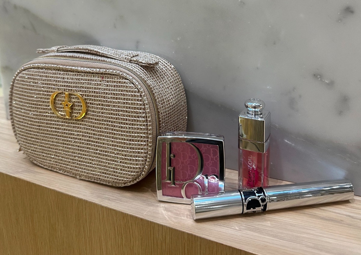 Grazia Review: Dior Volume and Glow Beauty Gift Set