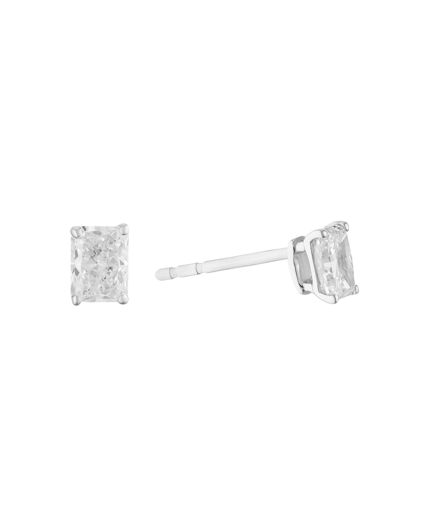 Fashion Insiders Are Wearing H.Samuel Jewellery This Season