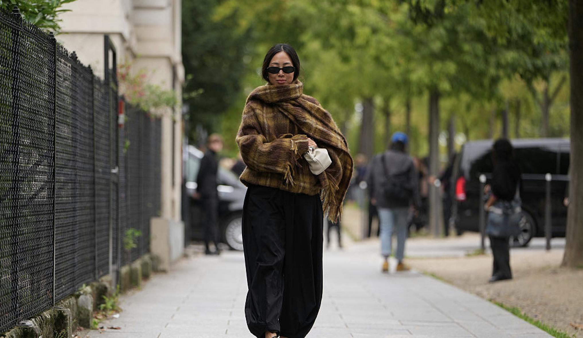 Three Winter Shoe Trends To Wear With Balloon Trousers - And Exactly ...
