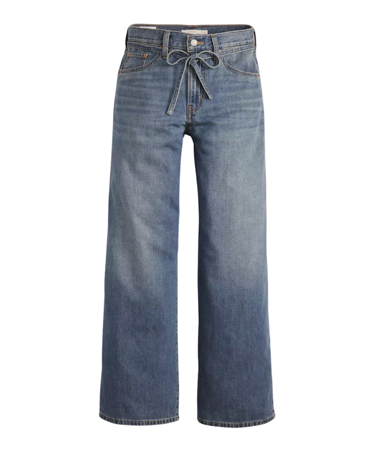 I Live In Levi's Jeans – These Is The Best Style To Buy Now