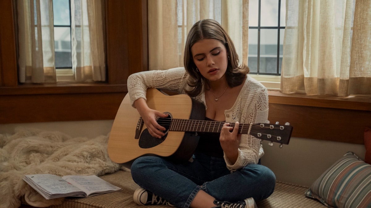 Meet The Cast of Amazon Prime's Off Campus