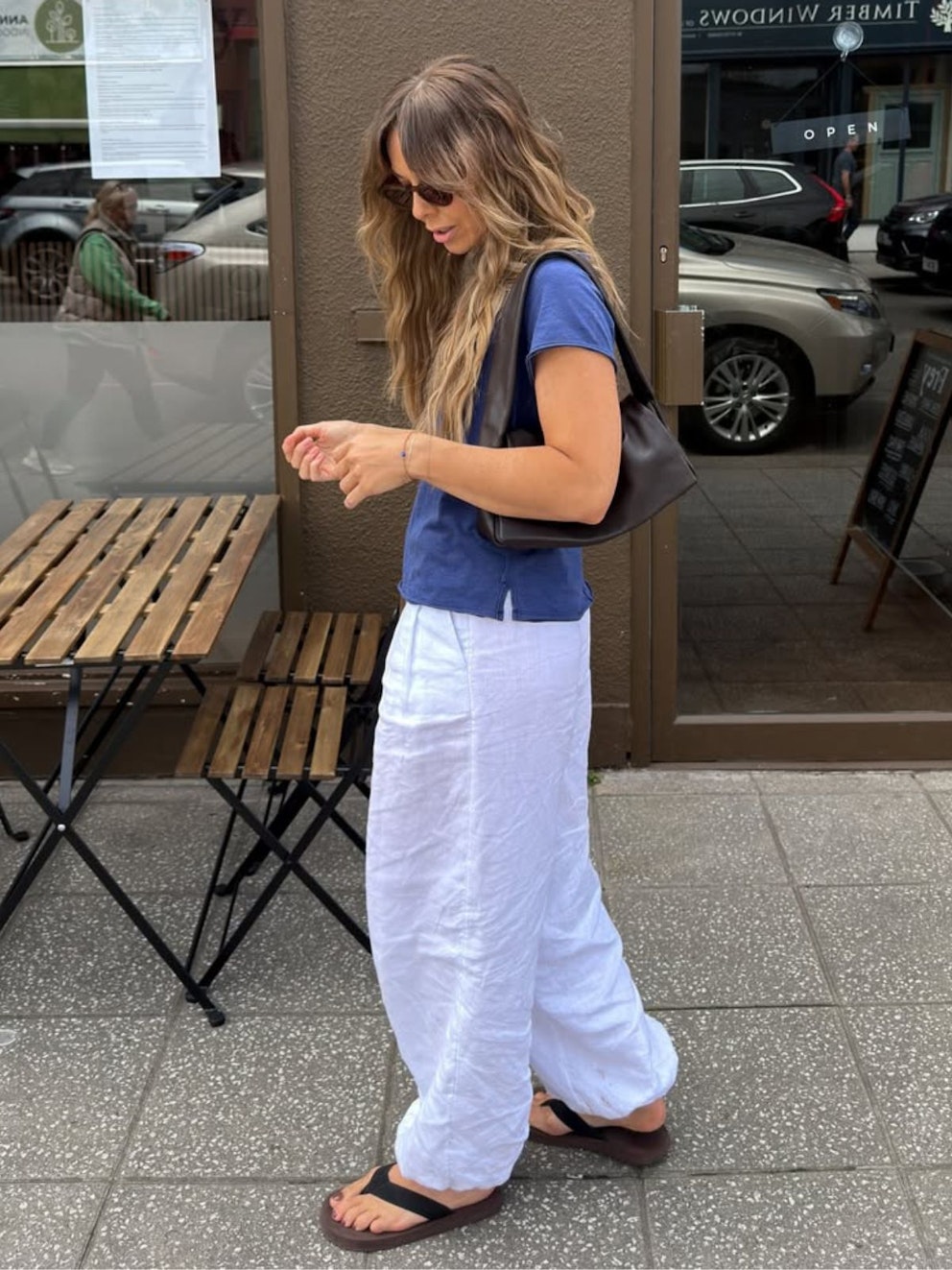 This Is The Unexpected T-Shirt Colour Cool Girls Are Wearing