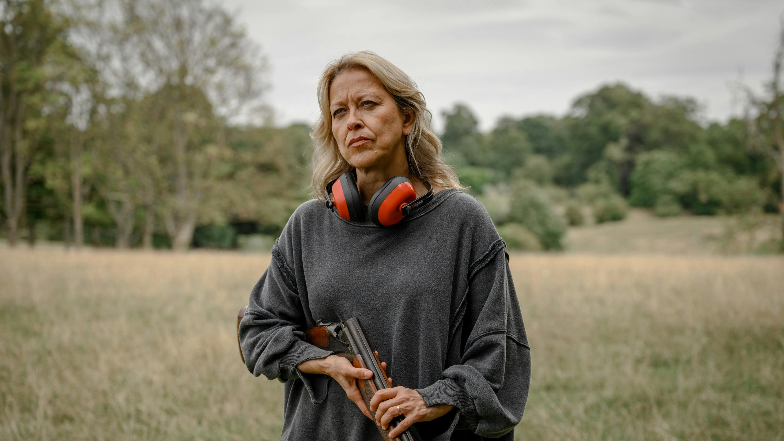 Who is Alice and Steve's Nicola Walker?