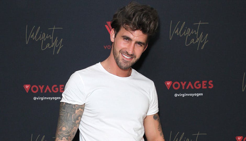 Chris Taylor thanks fans for support as ex caught kissing TOWIE star ...
