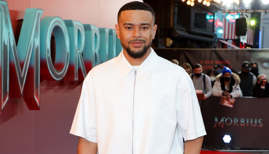Wes Nelson sings about ‘b-tch’ ex following split from model girlfriend ...