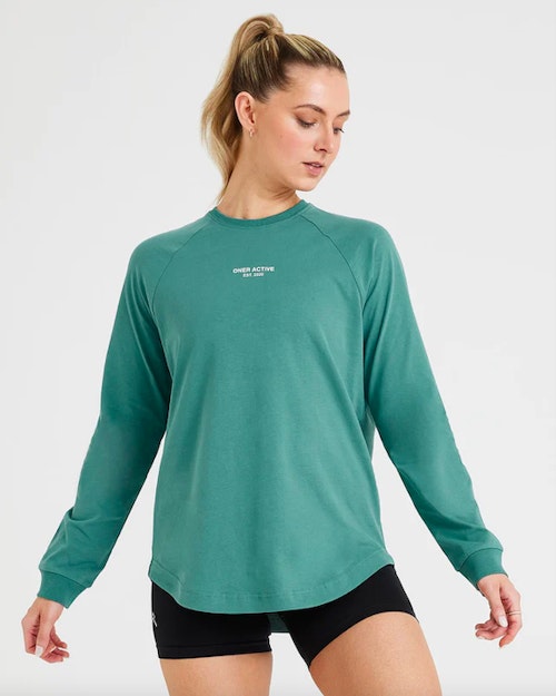 12 oversized gym t-shirts that are made for leg day | Shopping | Heat