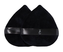 The Best Triangle Powder Puffs For A Supremely Flawless Base