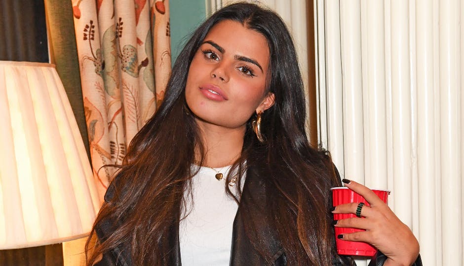 Issy Francis-Baum goes public with new boyfriend and you’ve already ...