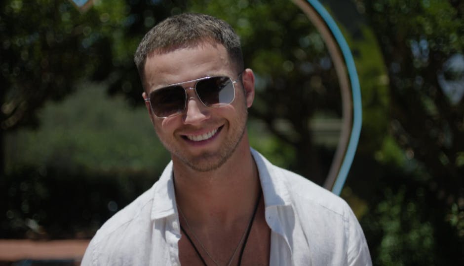 Love Island’s Ron Hall: his age, ex-girlfriends, Will Young feud and ...