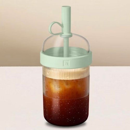 This new iced coffee cup is going viral on TikTok (and here’s why ...