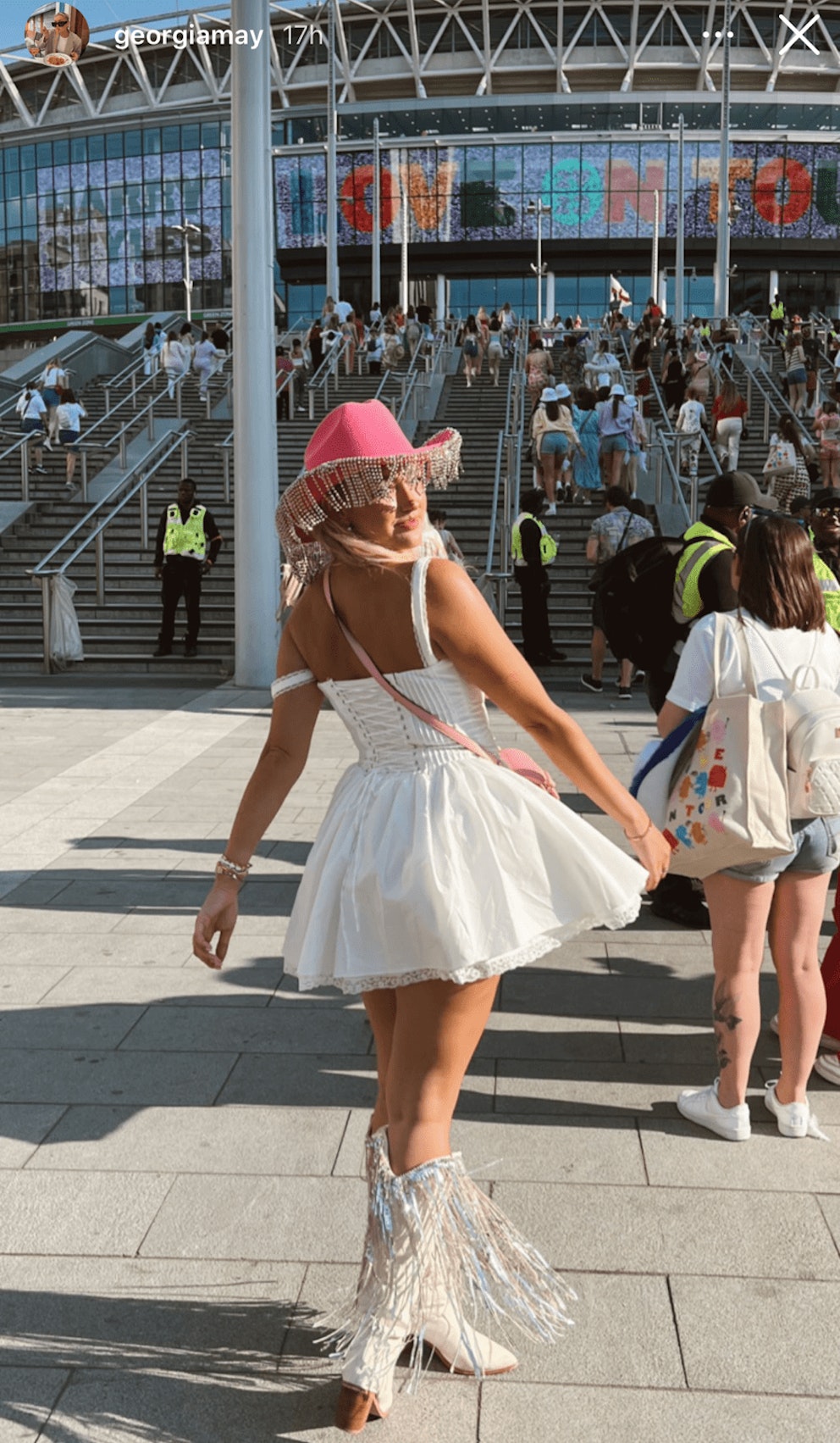 Disco Cowgirl Outfits 2023: Where To Shop The Summer Trend