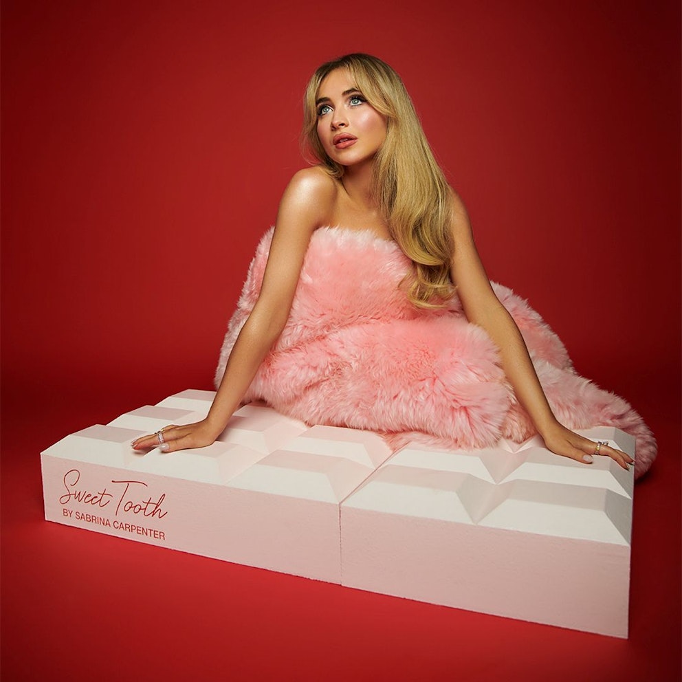 I tried Sabrina Carpenter's perfume and here are my thoughts