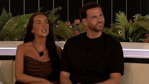 Love Island's Jess White: her age, her job, and her short-lived romance ...