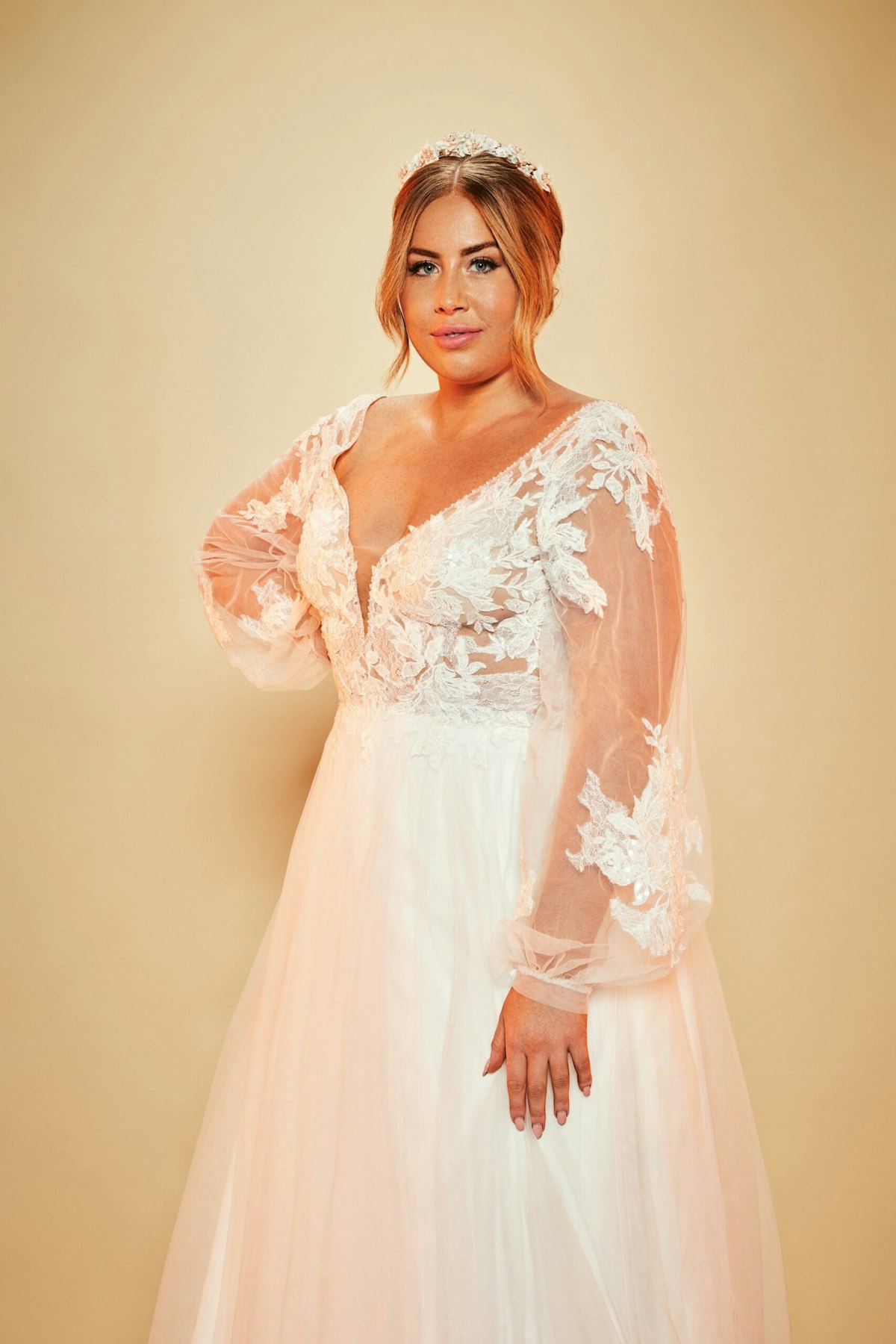 MAFS UK's Polly Sellman: her age, job and the 10,000 mile journey she ...