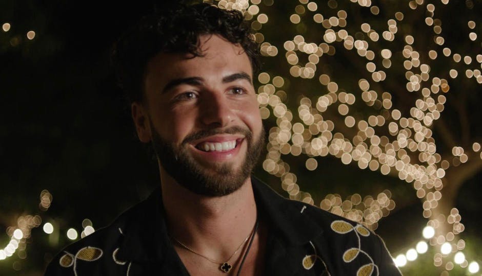 Love Island’s Sammy Root shows off BLOND new look