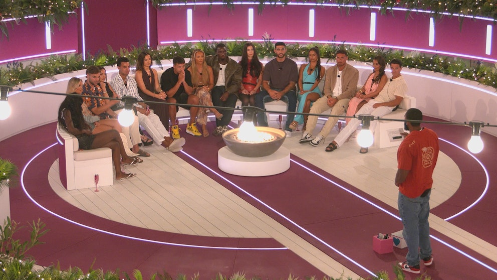 Love Island 2025's Megan Forte-Clarke makes waves with new 'mermaid ...