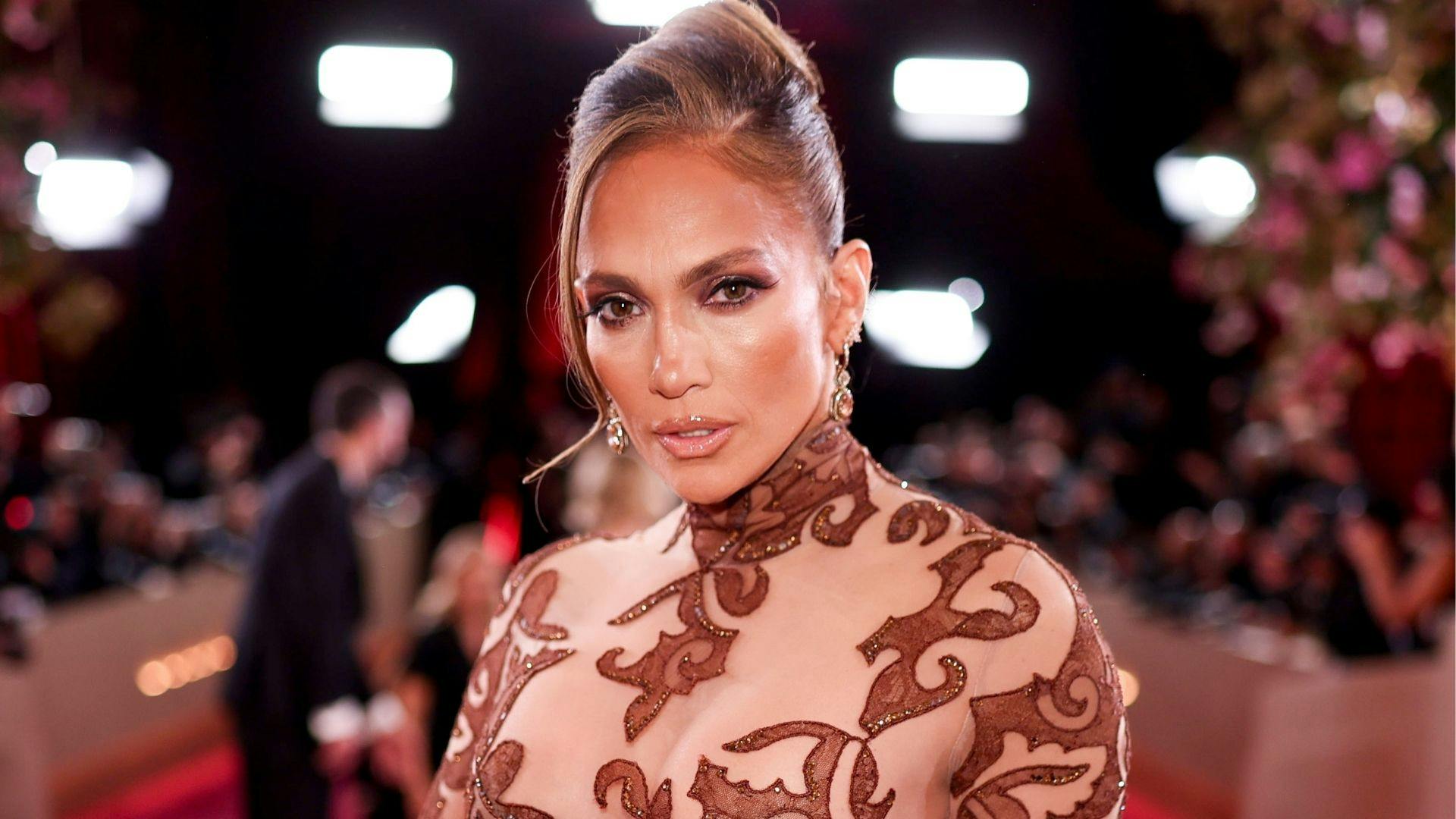 Jennifer Lopez's surgery blitz: hot new body and new man