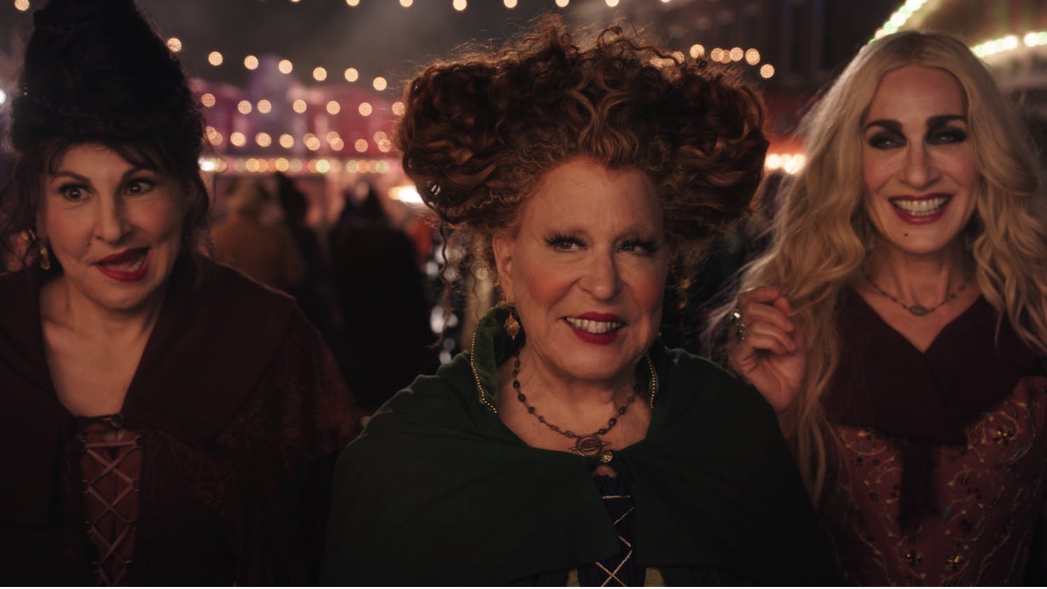Hocus Pocus 2 Full Trailer Offers Cackling Witches And The Return Of ...