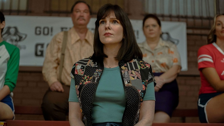 Love & Death Review – 'Lives and dies by Elizabeth Olsen's excellent ...