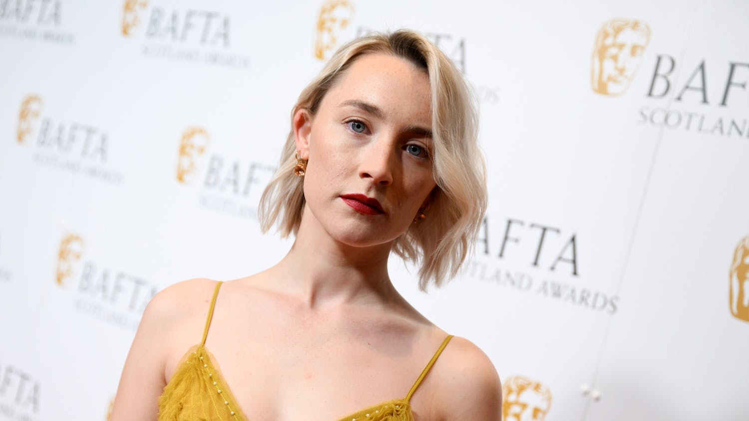 Saoirse Ronan To Star In Satirical Thriller Bad Apples