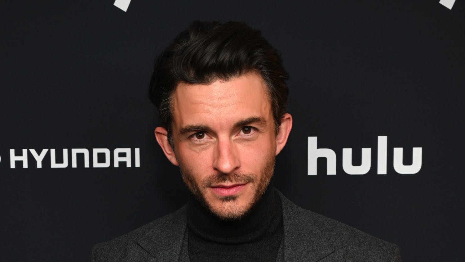 Bridgerton's Jonathan Bailey In Talks For New Jurassic World Film