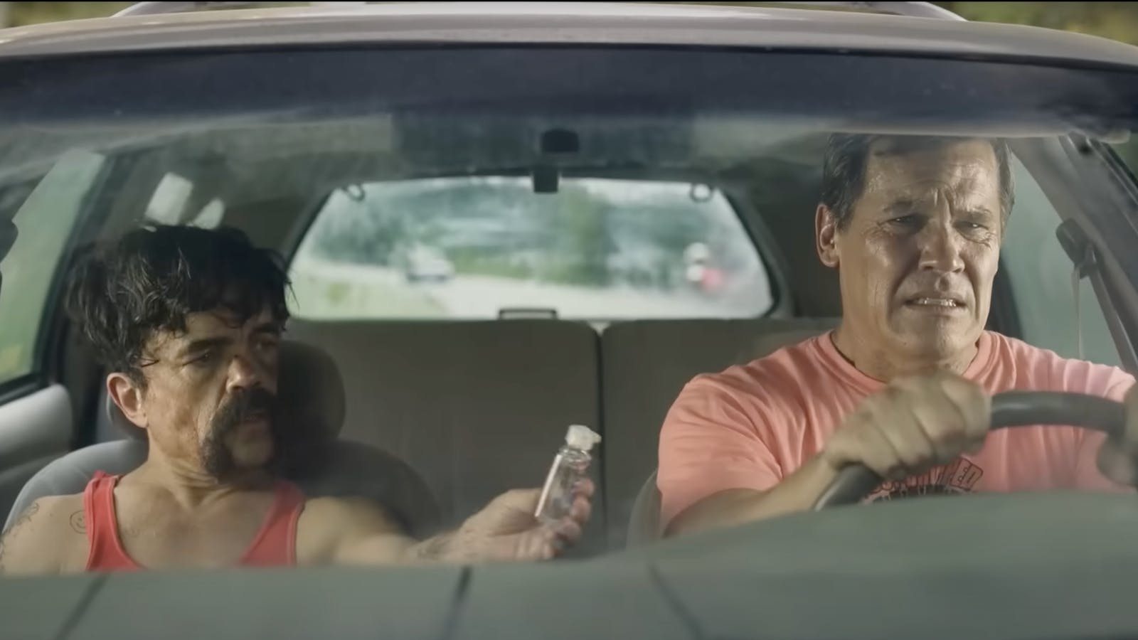 Brothers Trailer: Josh Brolin And Peter Dinklage Are Criminal Brothers ...